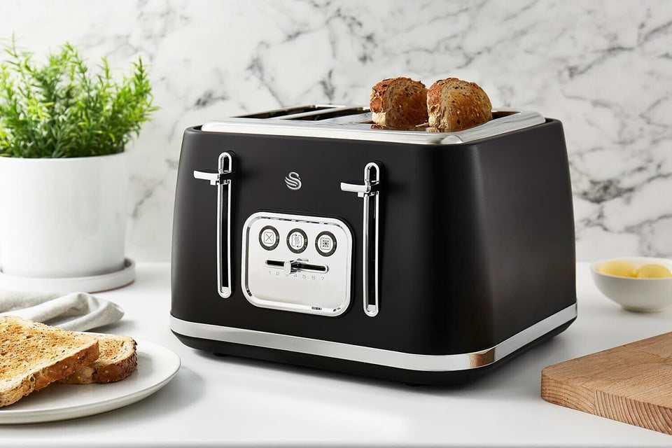 Swan Serenity 4 Slice Toaster Matt Black & Chrome Trim ST19024BLK
