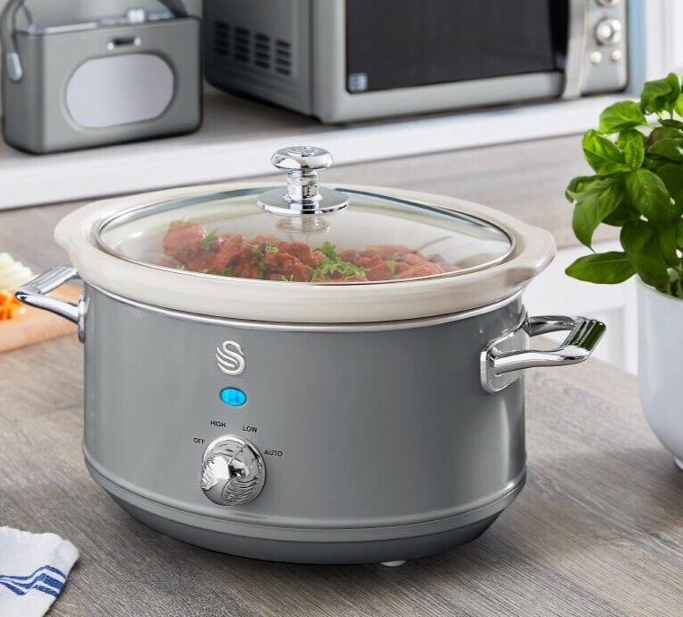 Swan Retro Grey 3.5L Slow Cooker SF17021GRN 3 Temperature Settings